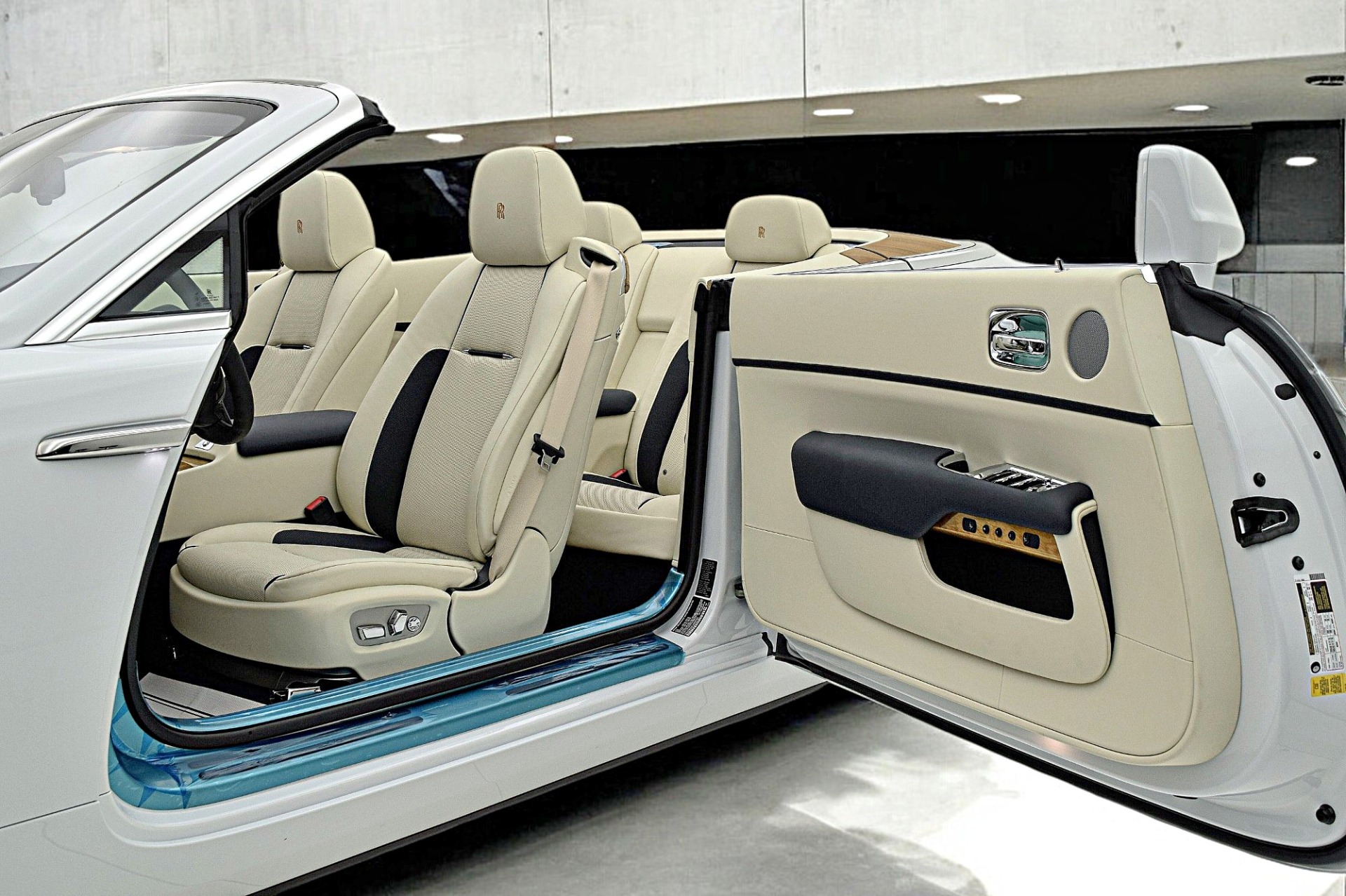 Used 2020 Rolls-Royce Dawn For Sale (Special Pricing) | Bentley Palmyra ...