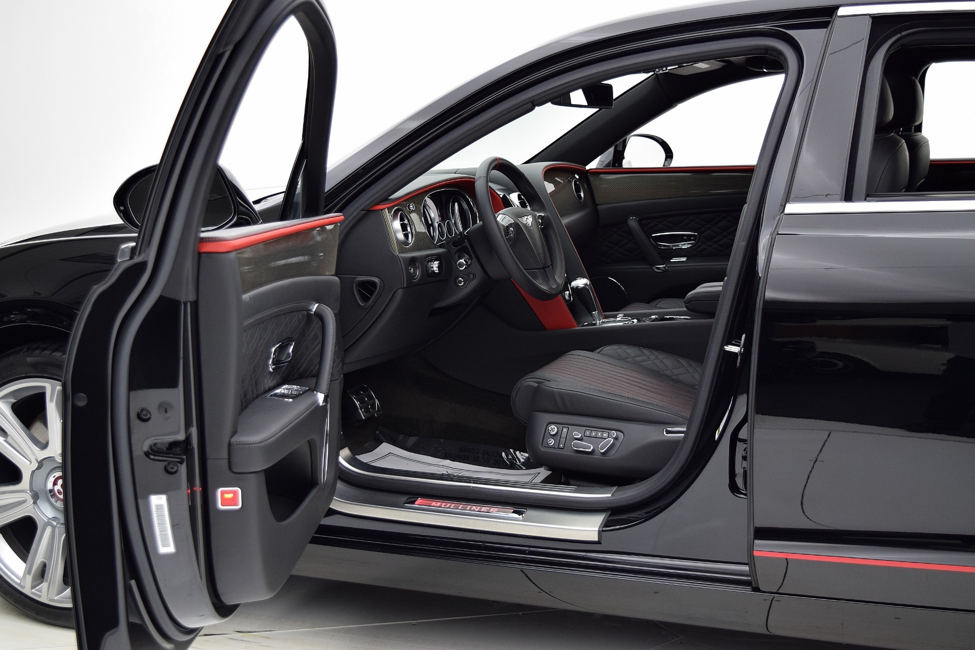 Used 2018 Bentley Flying Spur V8 S Design Series Red Pack For Sale ...