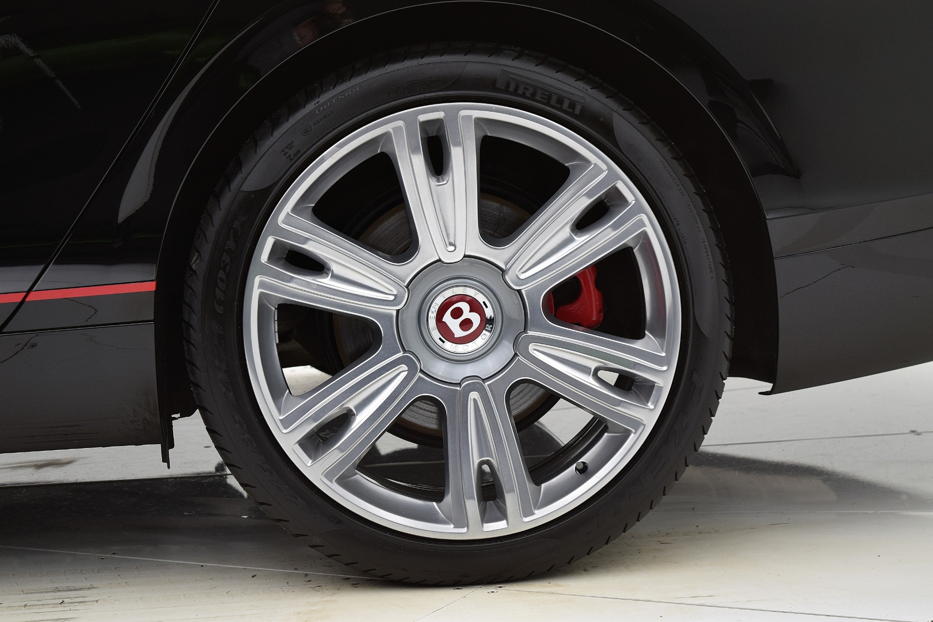 Used 2018 Bentley Flying Spur V8 S Design Series Red Pack For Sale ...