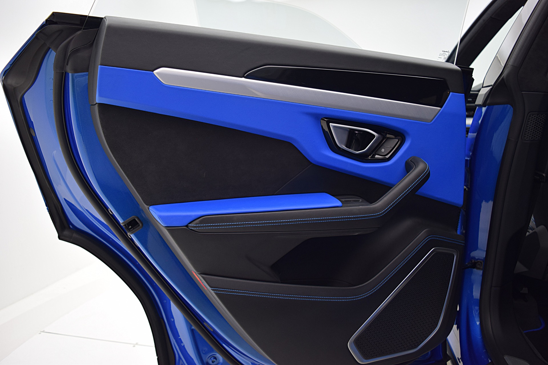 Used 2020 Lamborghini Urus BASE For Sale ($279,880) | Bentley Palmyra N ...