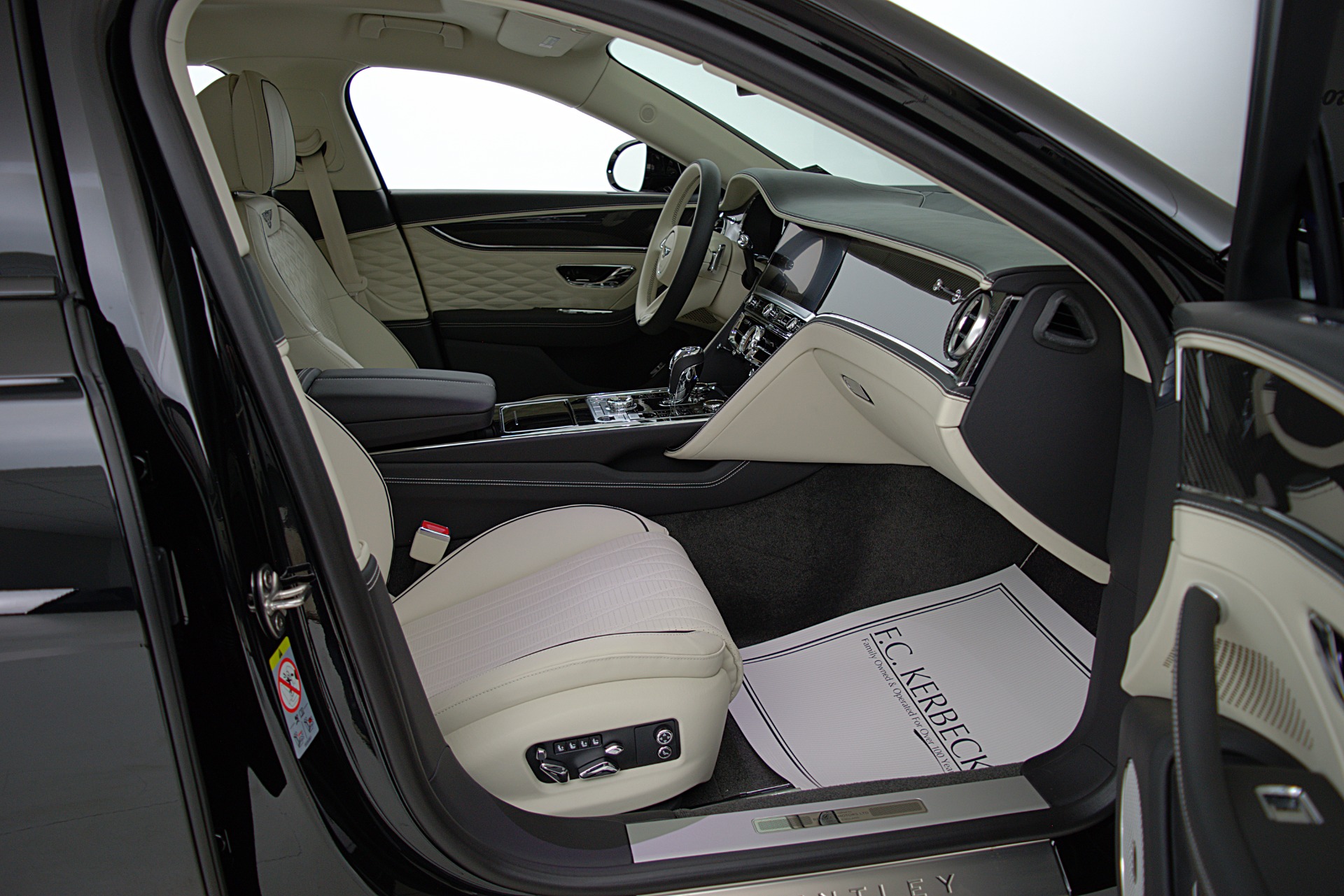 Used 2022 Bentley Flying Spur V8 / LEASE OPTIONS AVAILABLE For Sale ...