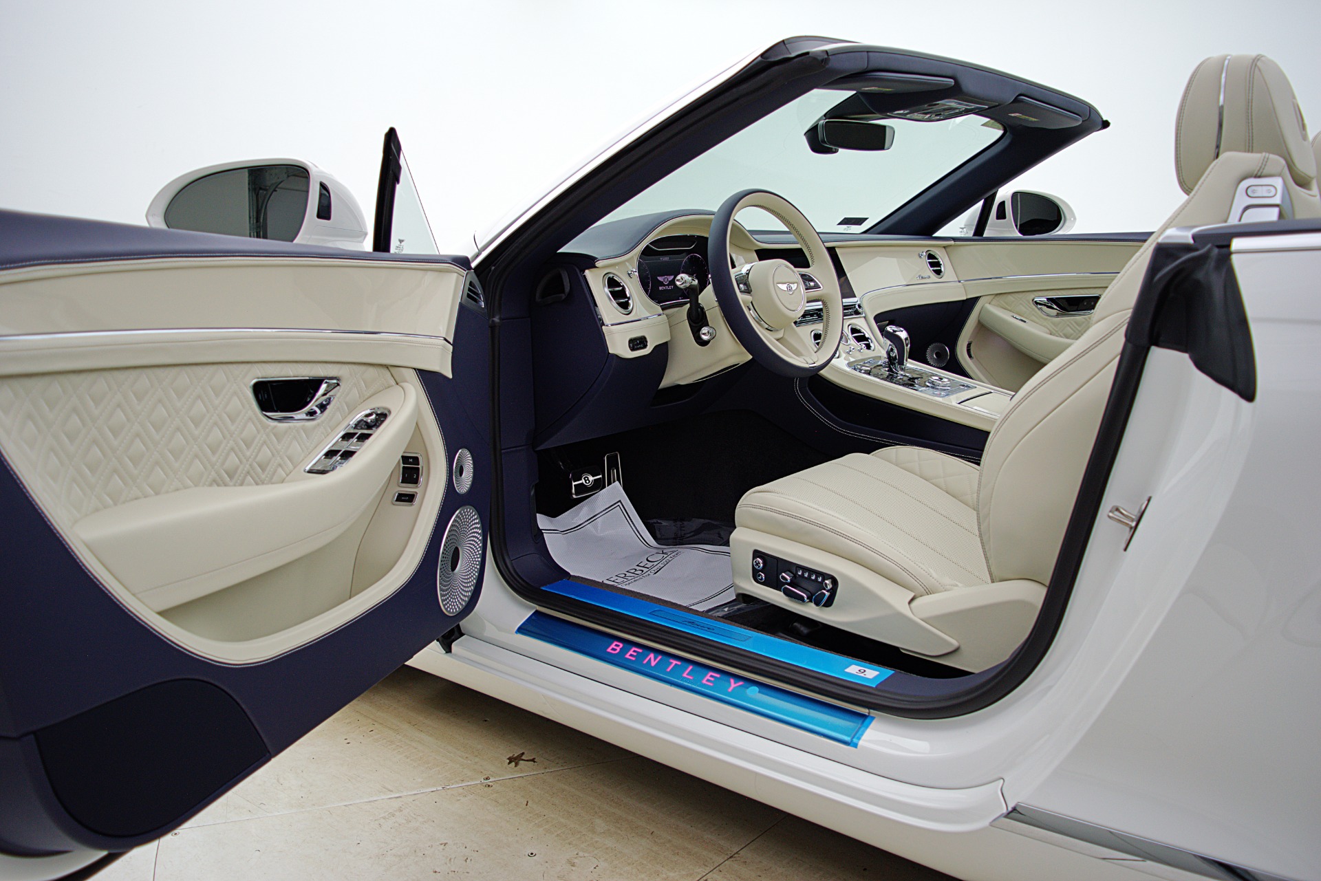 New 2023 Bentley Continental Azure GT V8 For Sale ($325,350) | Bentley ... New 2023 Bentley Continental Azure GT V8 For Sale ($325,350) | Bentley ...