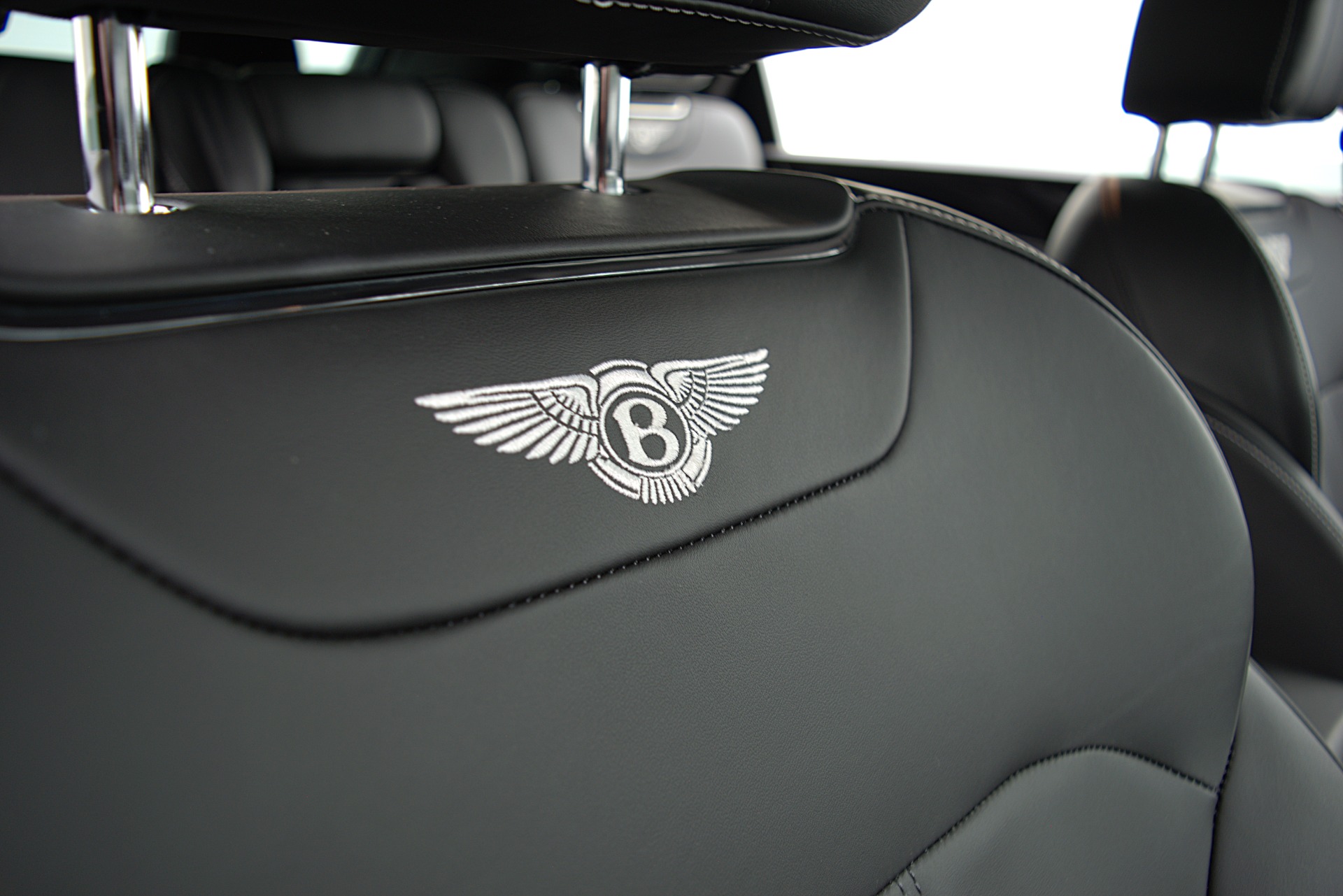 Used 2018 Bentley Bentayga W12 Signature For Sale ($129,000) | Bentley ...