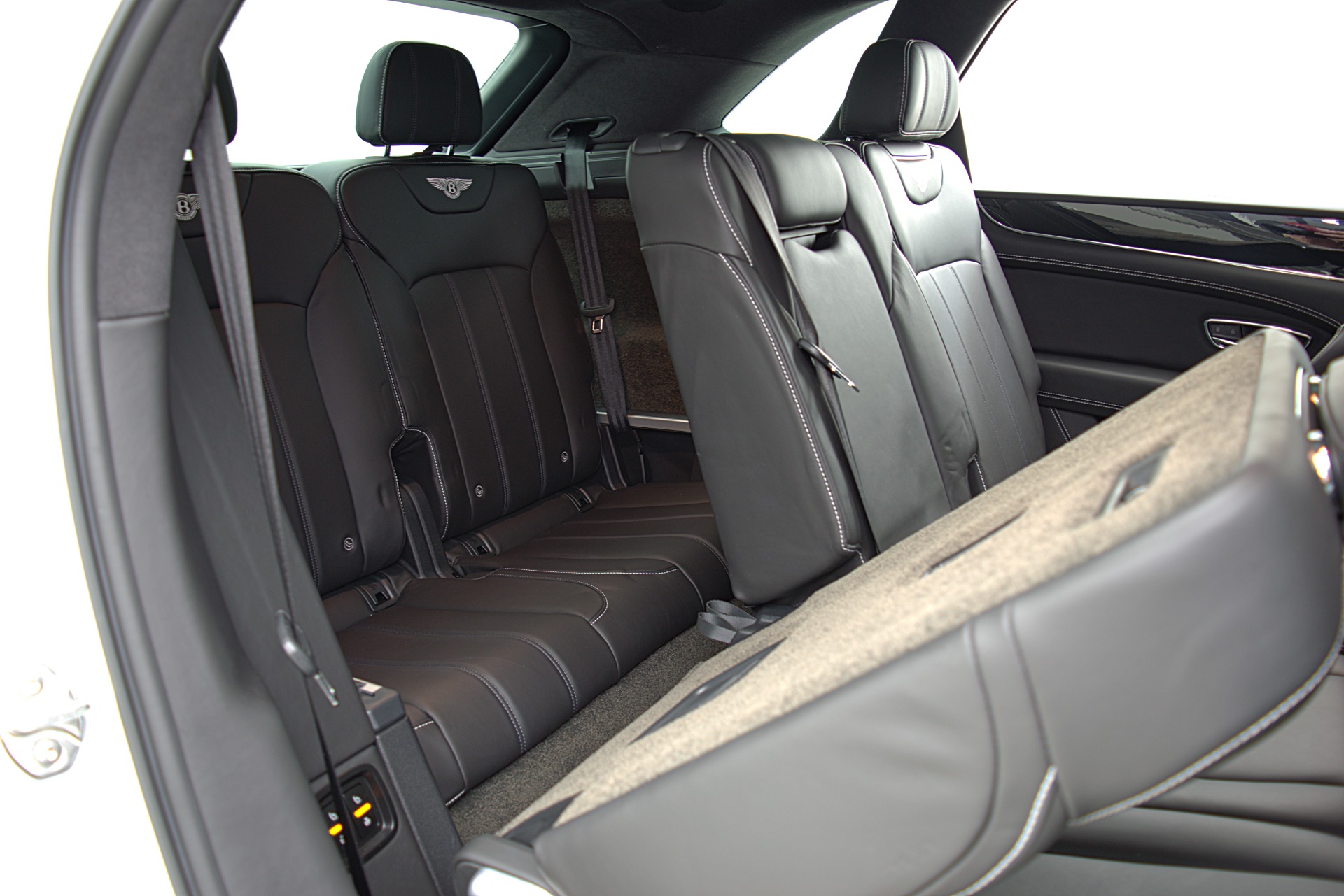 Used 2018 Bentley Bentayga W12 Signature For Sale ($129,000) | Bentley ...