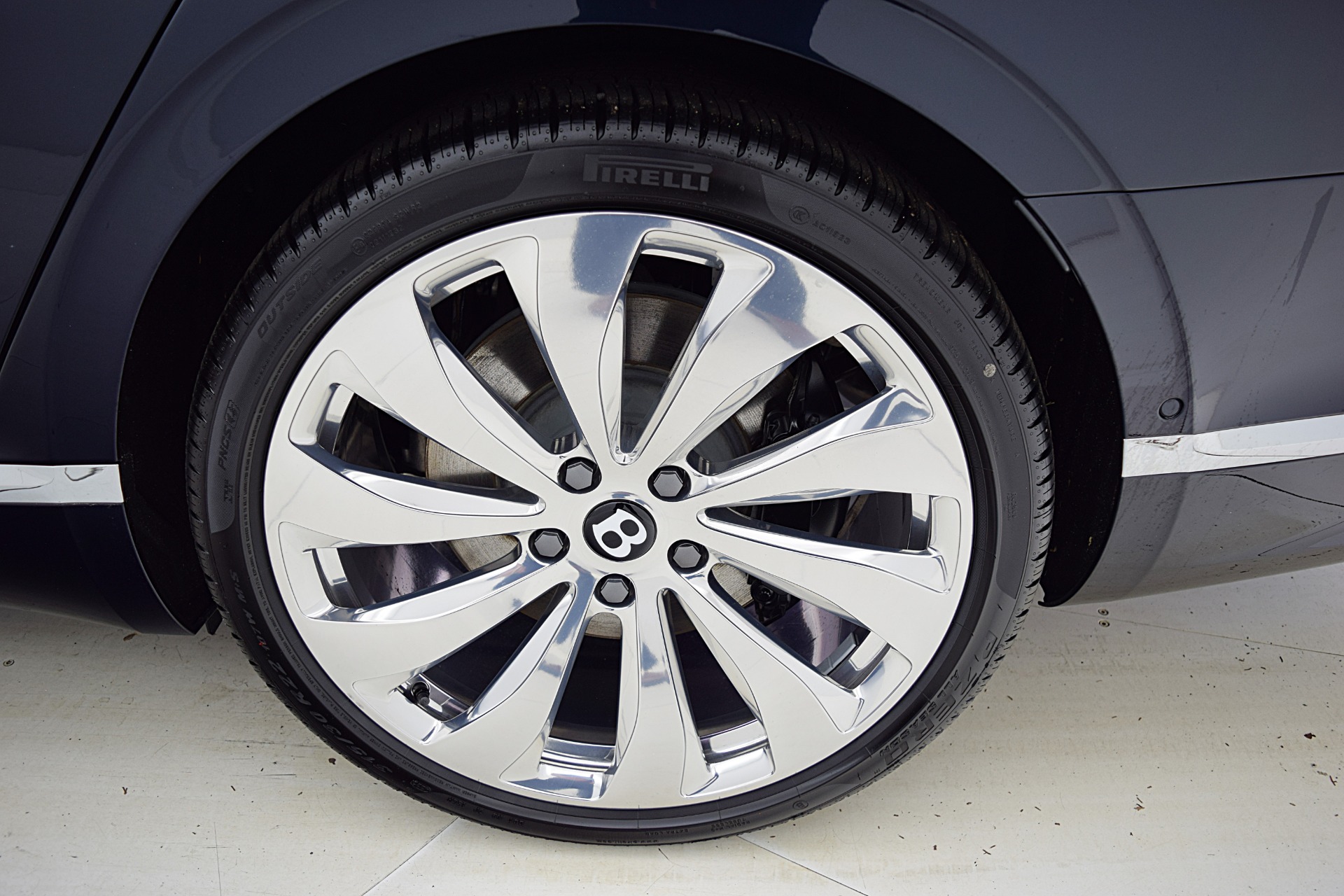 New 2024 Bentley Flying Spur Azure V8 For Sale ($273,655) | Bentley ...