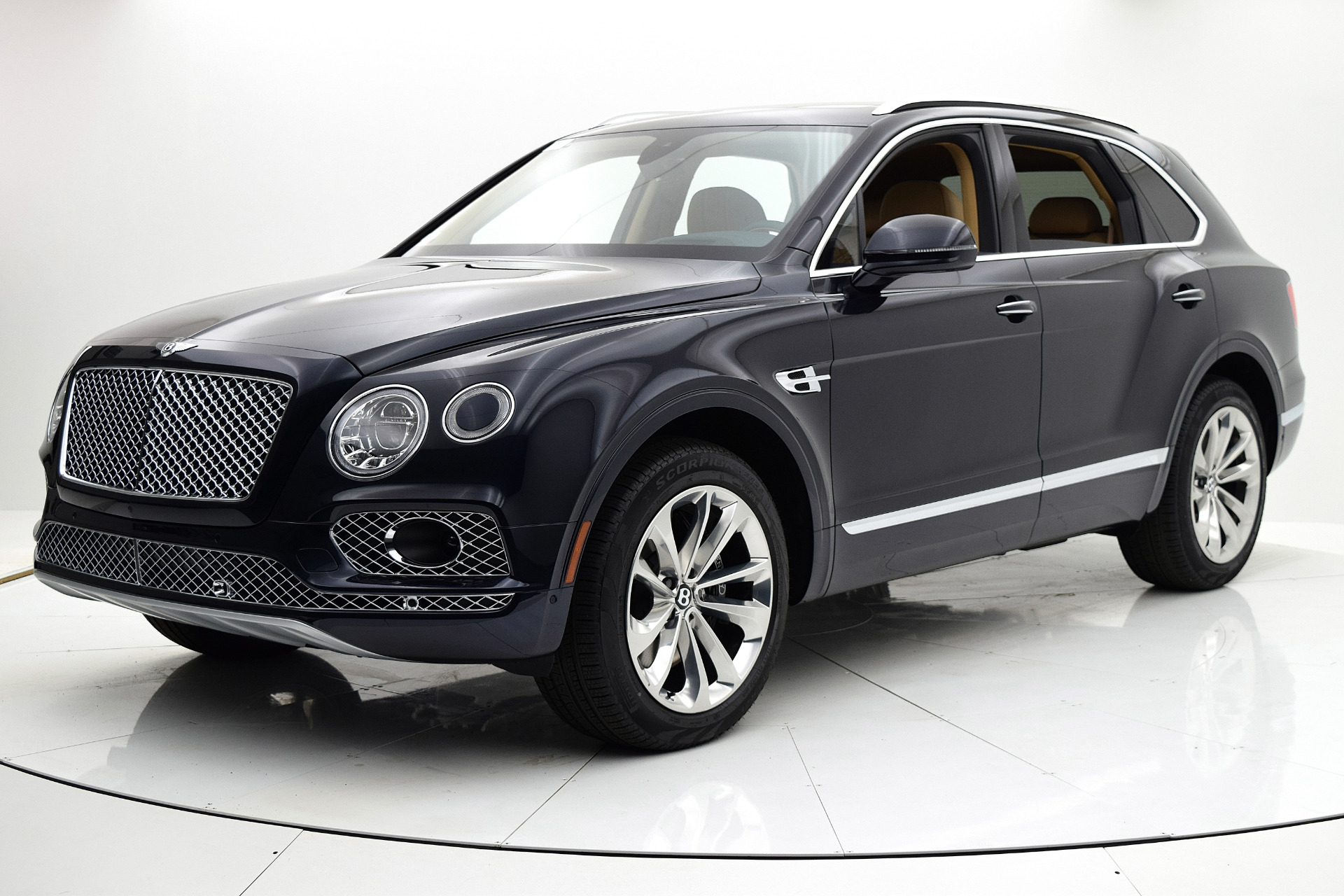 New 2018 Bentley Bentayga W12 Signature For Sale ($251,840) | Bentley ...